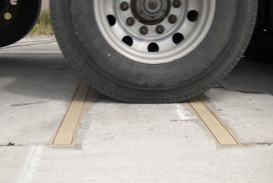 Intercomp places WIM sensors in Ukraine | ITS International